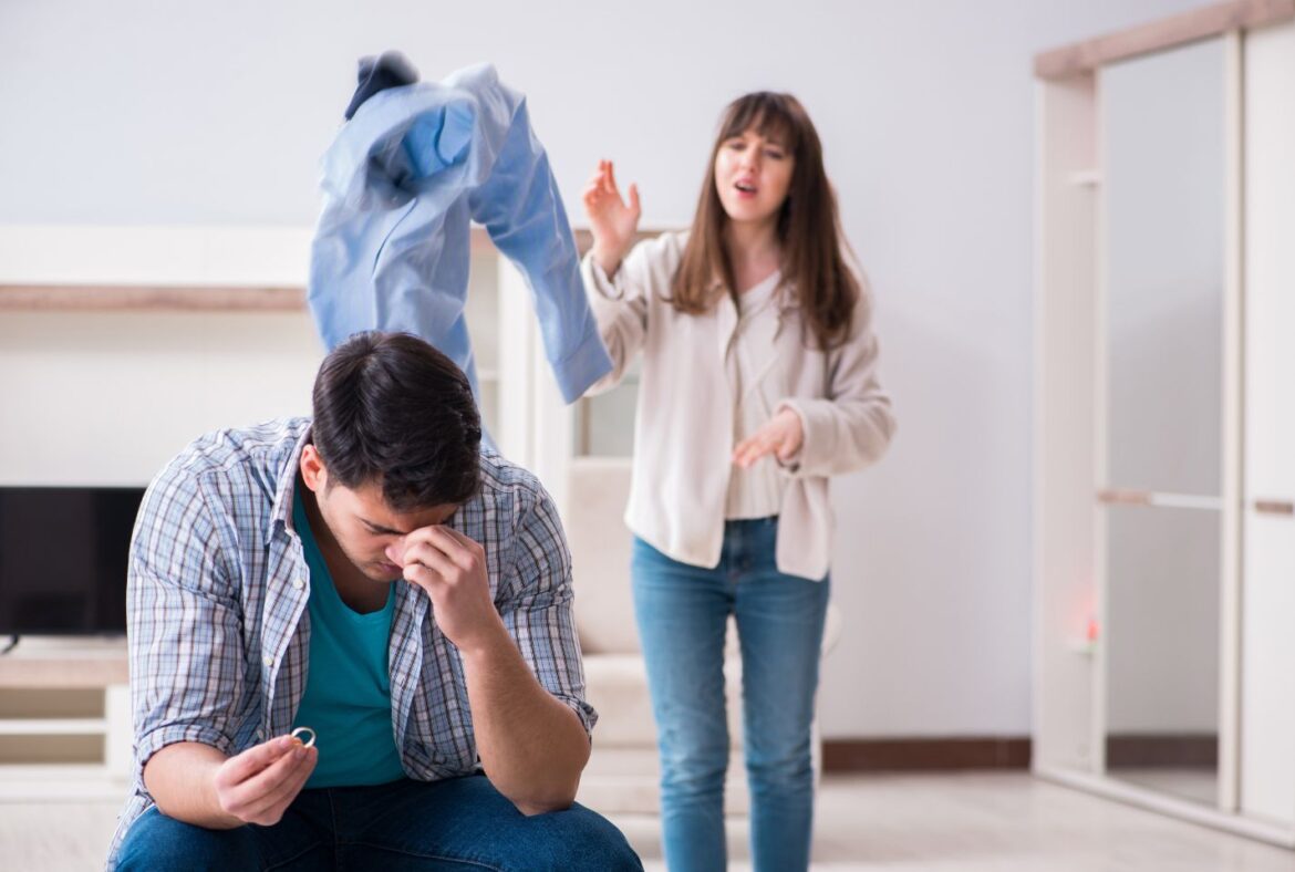 15 Warning Signs Of A Toxic Relationship – blissfulties