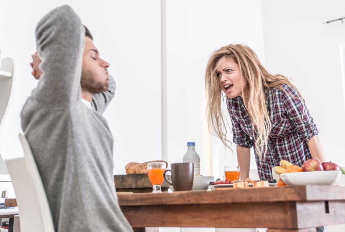 15 Warning Signs Of A Toxic Relationship – blissfulties