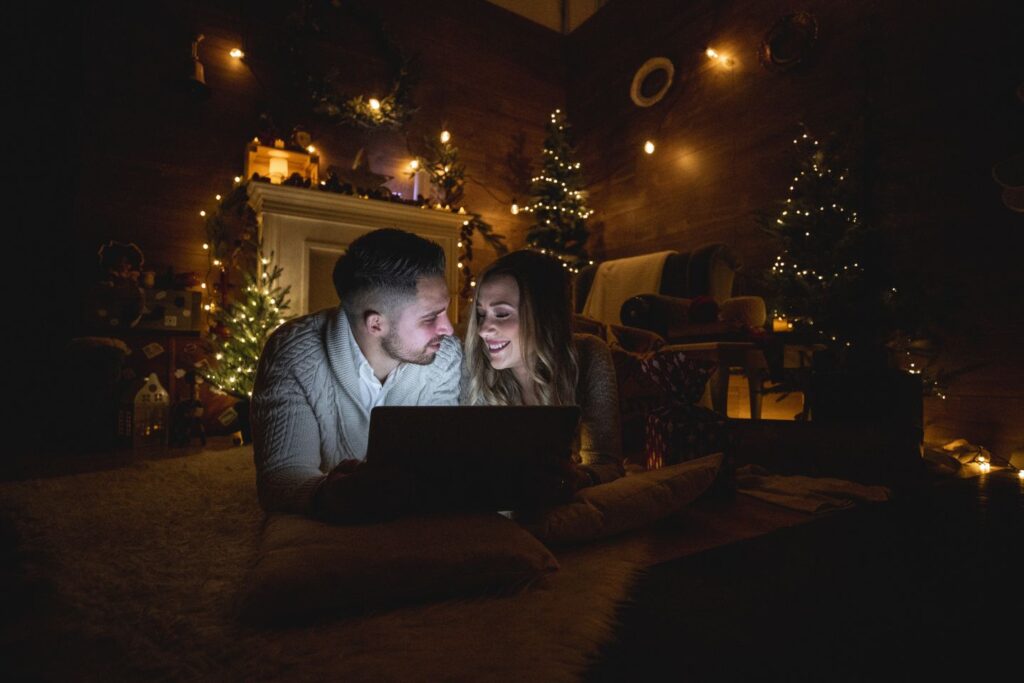 The Ultimate Guide to Christmas Activities For Couples – blissfulties