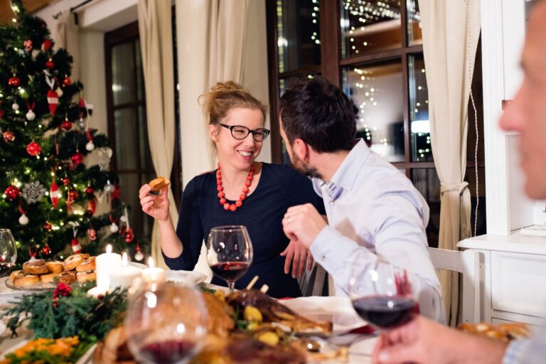 The Ultimate Guide to Christmas Activities For Couples – blissfulties