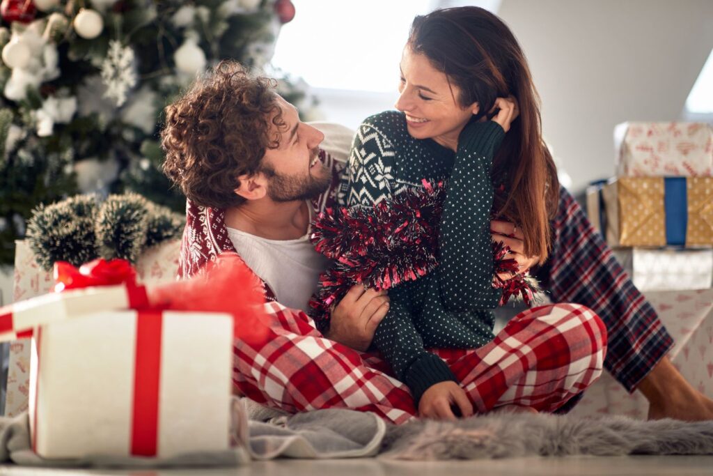 Christmas Date Ideas for Couples – blissfulties