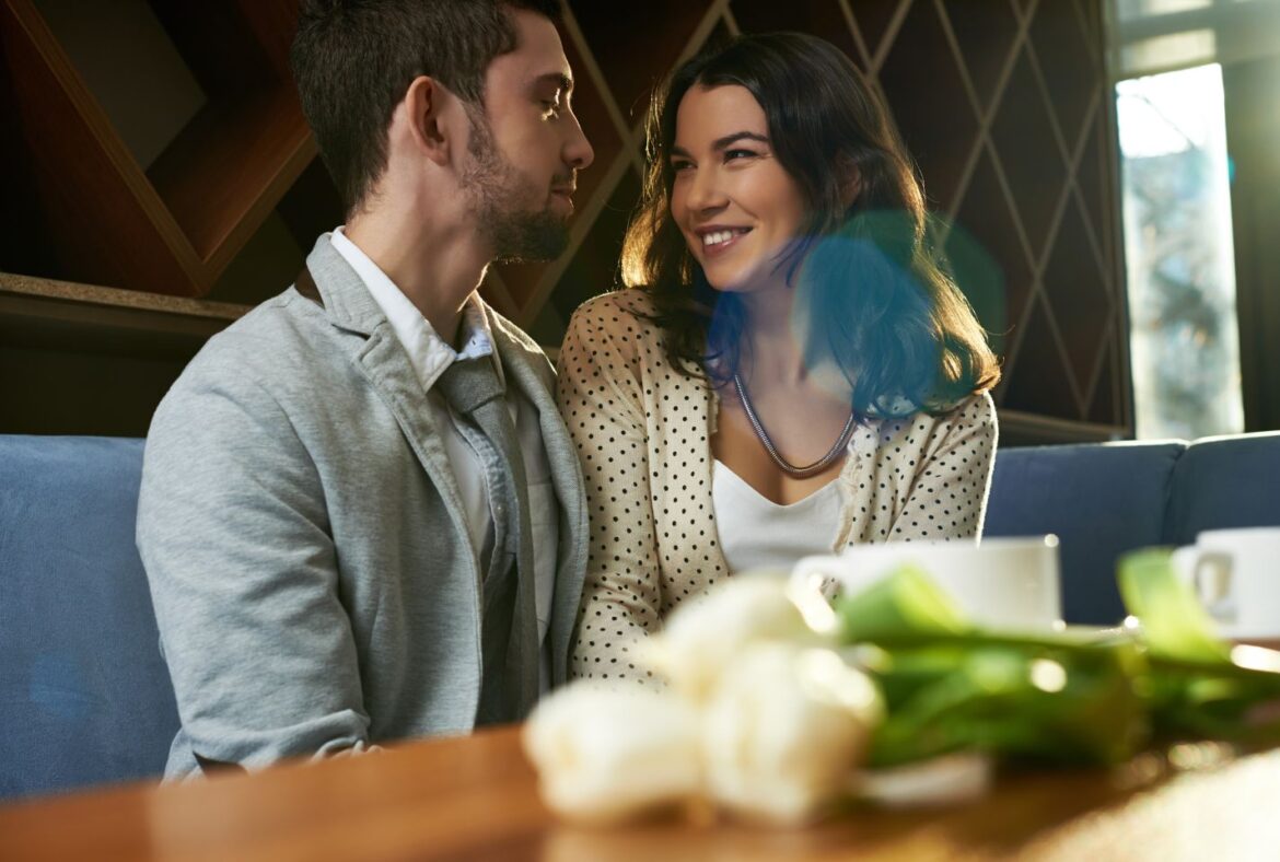 21 Fun and Affordable First Date Ideas for Teens – blissfulties