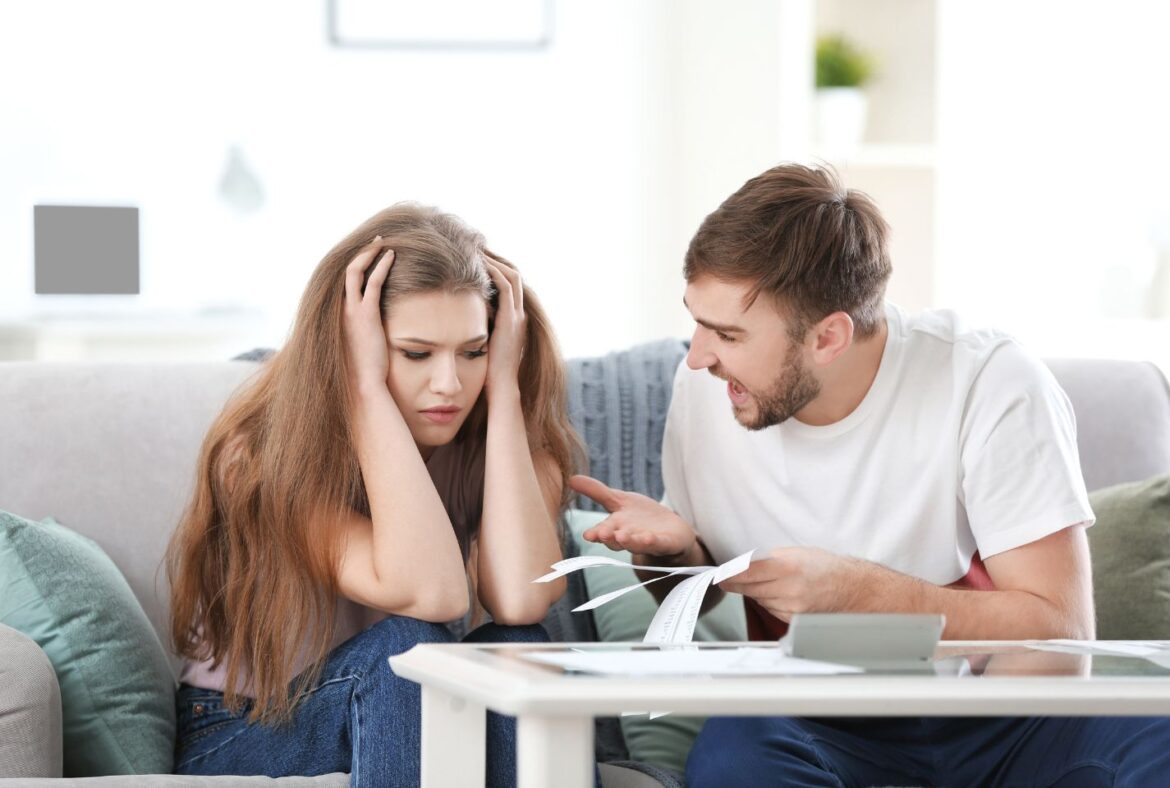 How Important is Financial Compatibility in a Relationship? – blissfulties