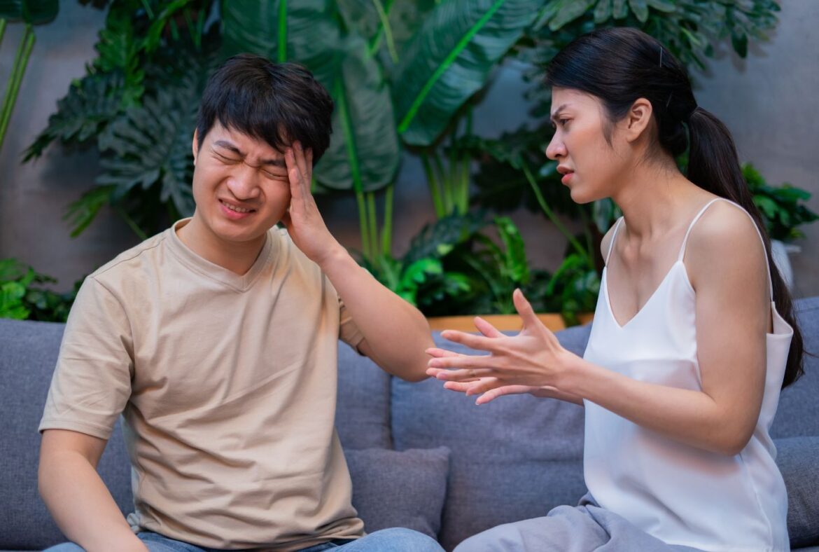 Understanding the Toxic Relationship Cycle & How to Break Free – blissfulties